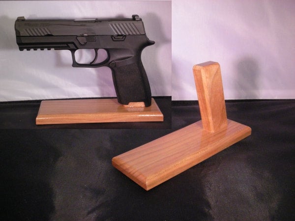 SIG SAUER Gun Stands | DonaldEvans.com: Gun Display Stands for WWII and ...